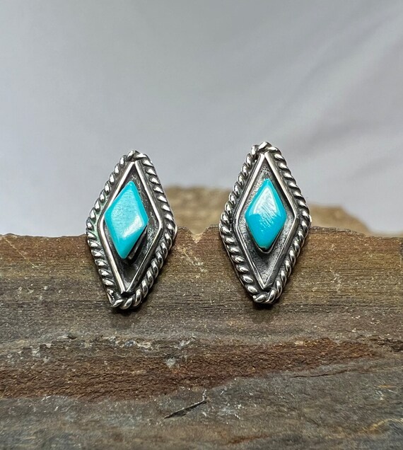 Southwest Native American Diamond Shaped Turquoise St… - Gem