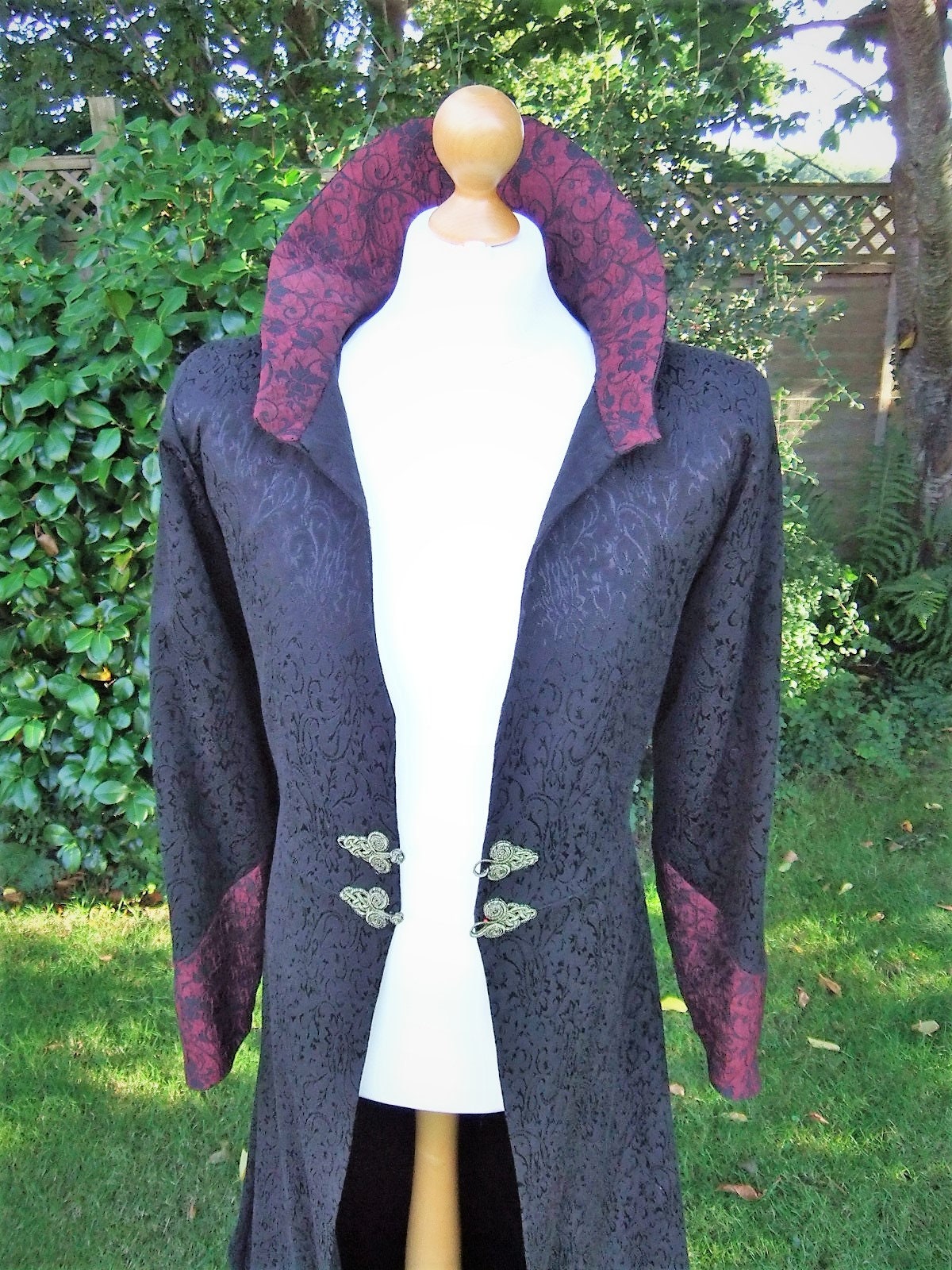 High Quality Mens Dracula Inspired Black & Red Brocade Ankle Length ...