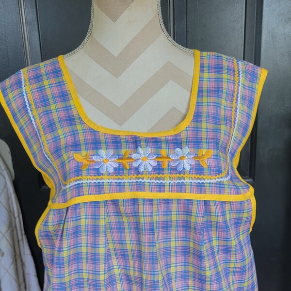 Mexican Embroidered Apron - Etsy