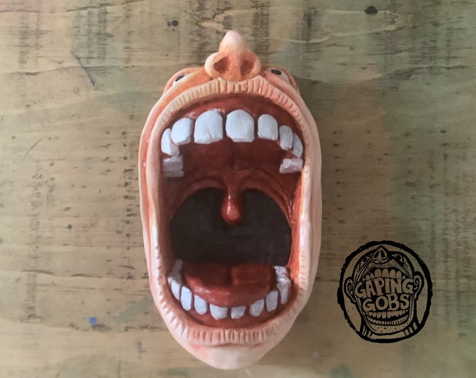 Beautiful Mid Century Modern Clear Crystal Glass Ashtray Cog Gear ...