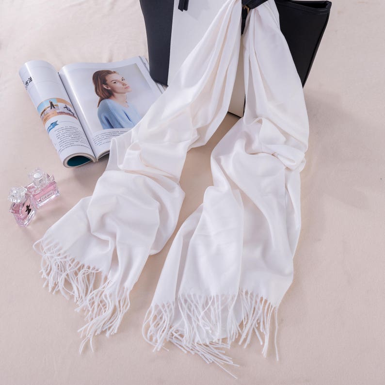 Personalized Wedding Shawls, Bridesmaid Scarves, Bridal Party Favors ...