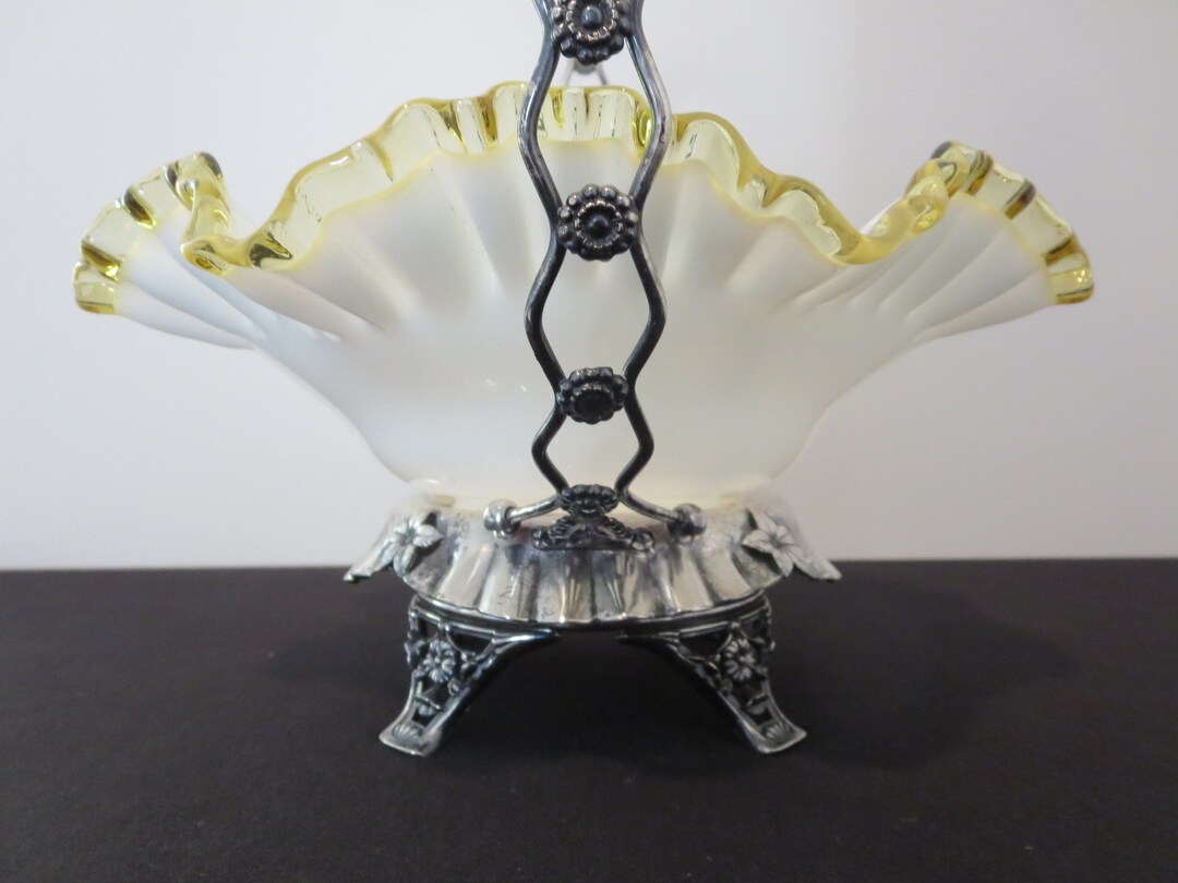 Antique Simpson Hall Miller & Co Silver Plate Bride's Basket, Yellow ...
