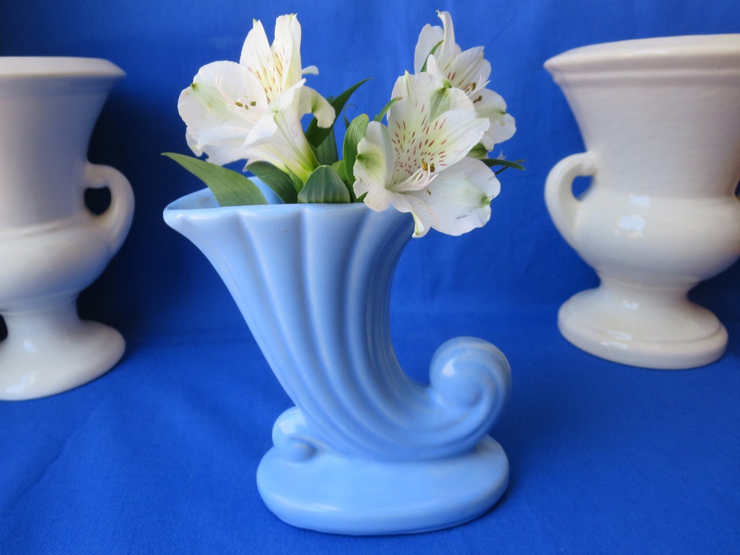 ON SALE Vintage Light Blue, Periwinkle Blue Cornucopia USA Pottery Vase ...