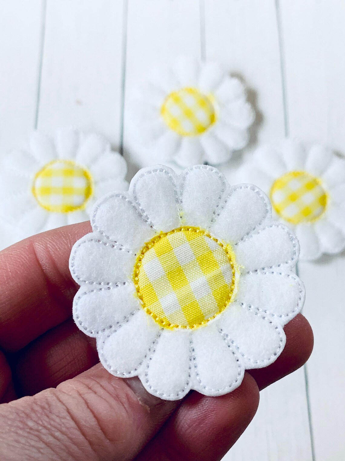 White Daisy Feltie, Flower Feltie Embellishment, Floral Felties, Daisy ...