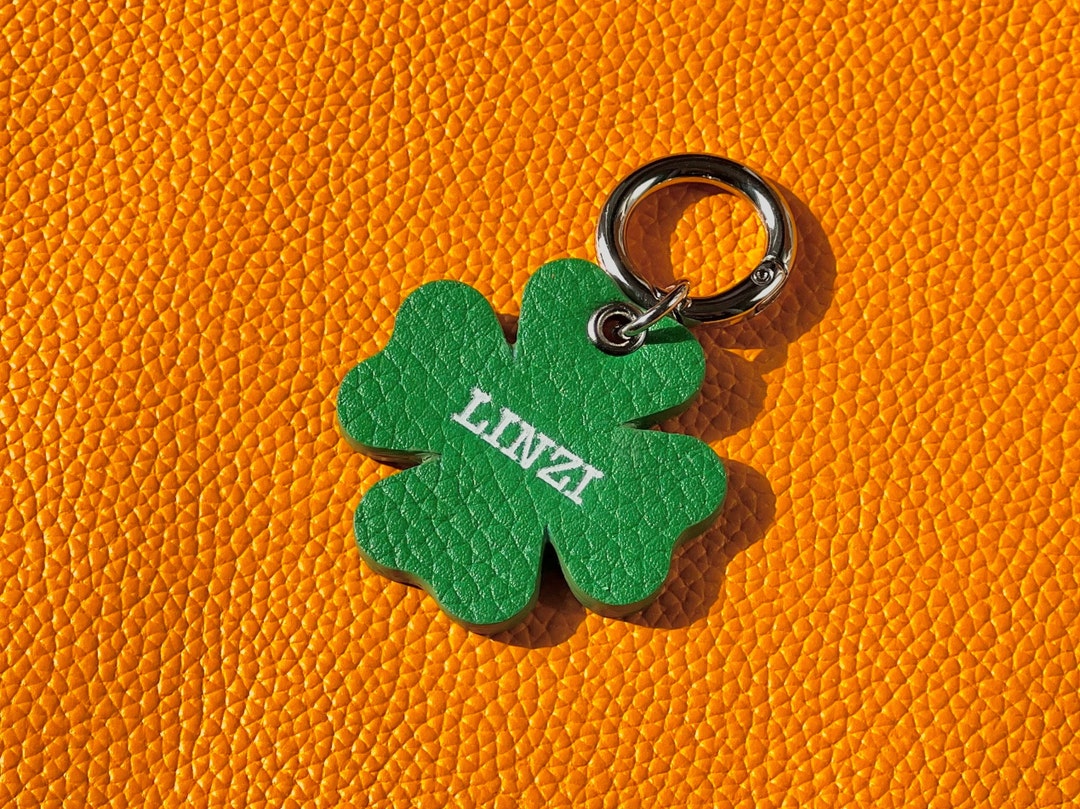 Personalized Leather Dog Tag - Clover - Etsy