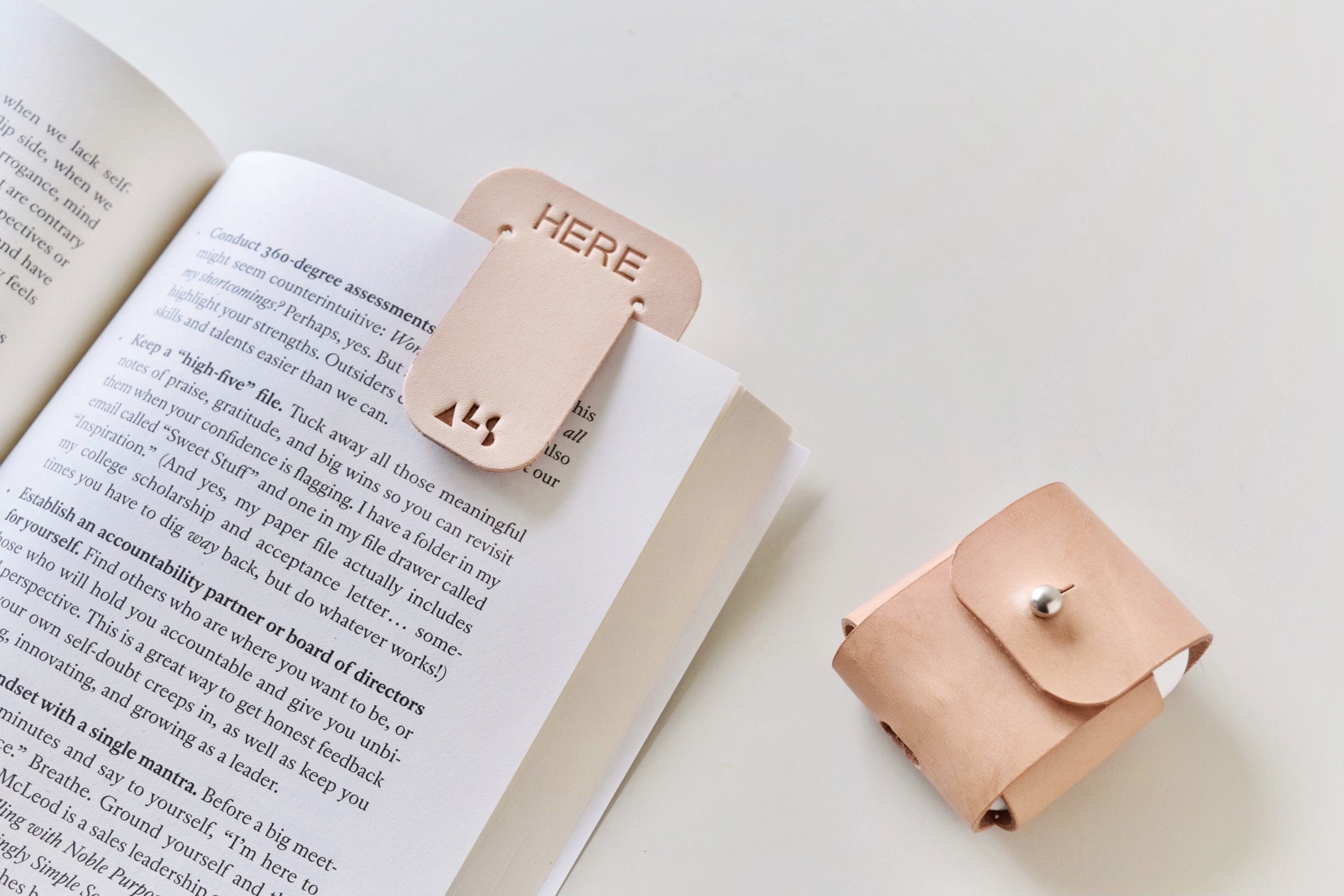 LEATHER BOOK CLIP - Etsy