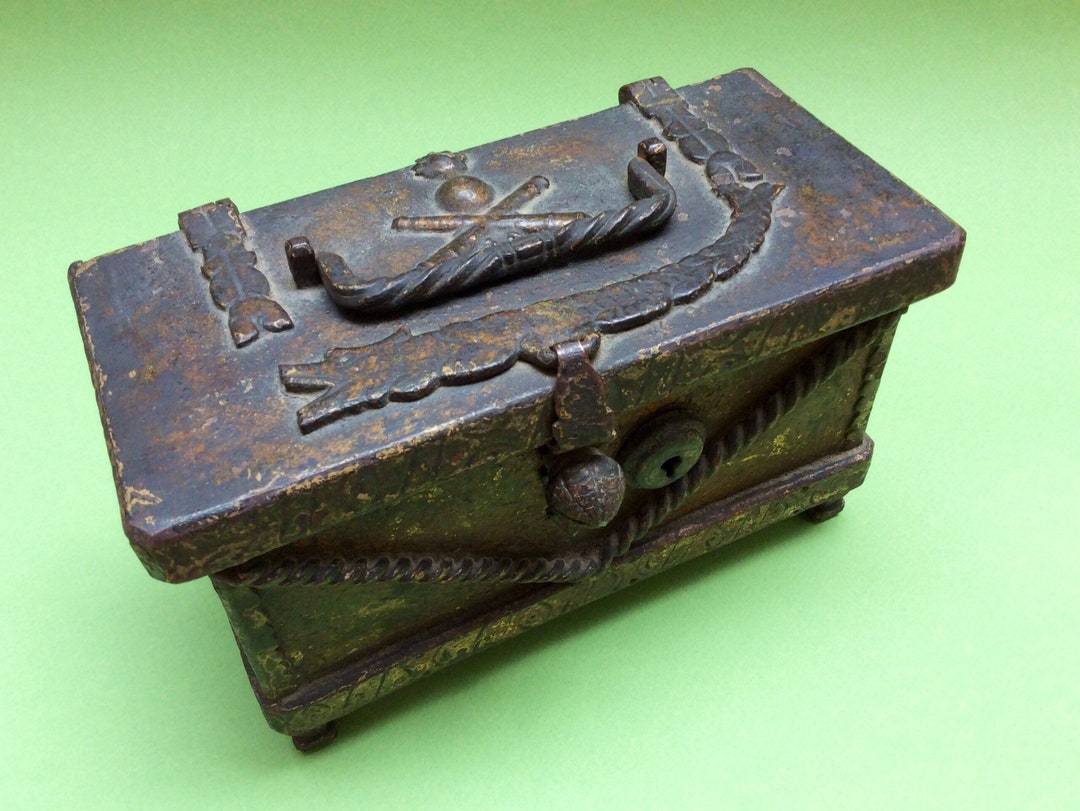Spanish Artillery Officer Casket 1836-1843 | Military Strongbox ...