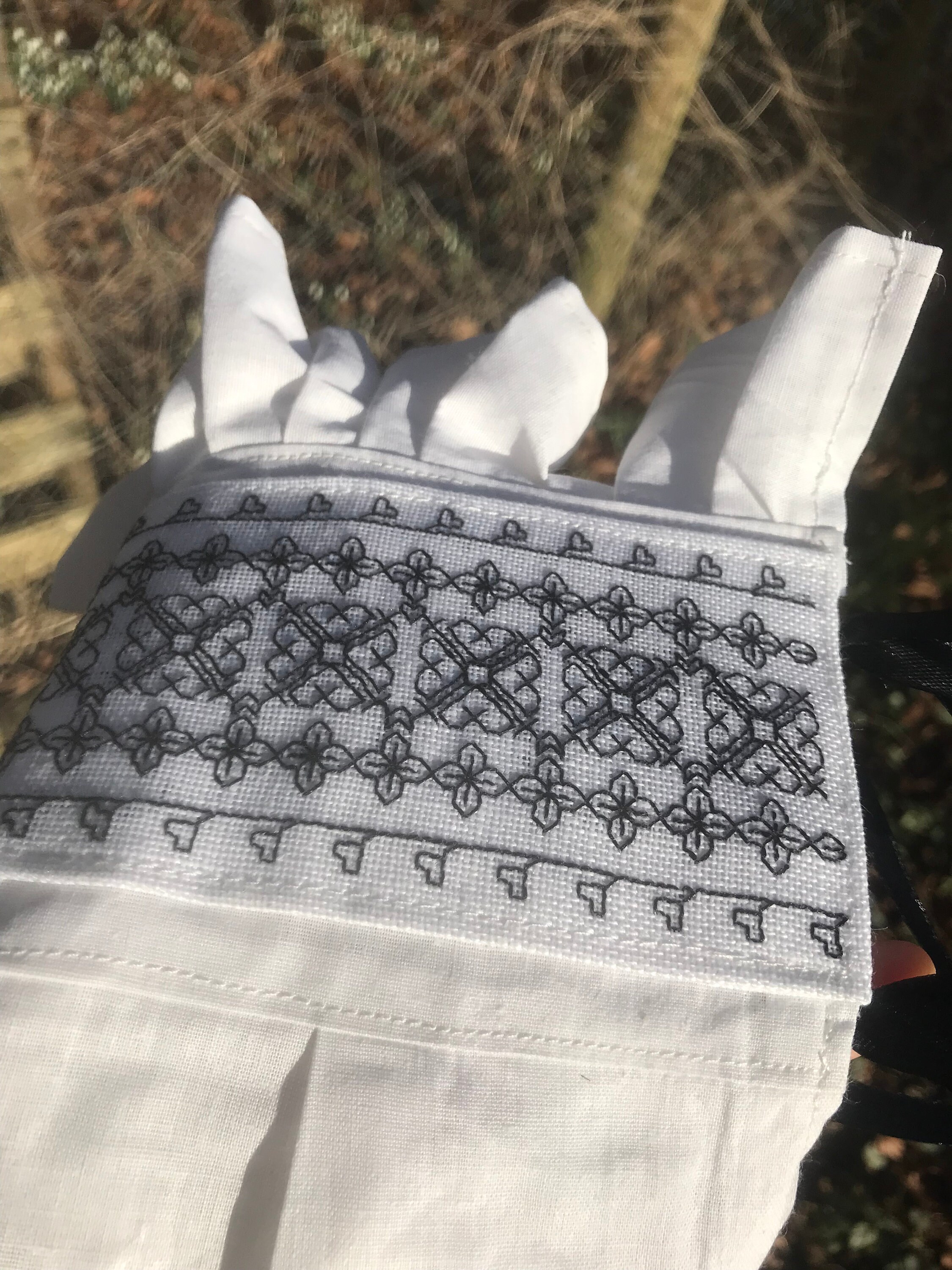 Tudor Valentine - Historical Blackwork Embroidery Pattern - Elizabethan ...