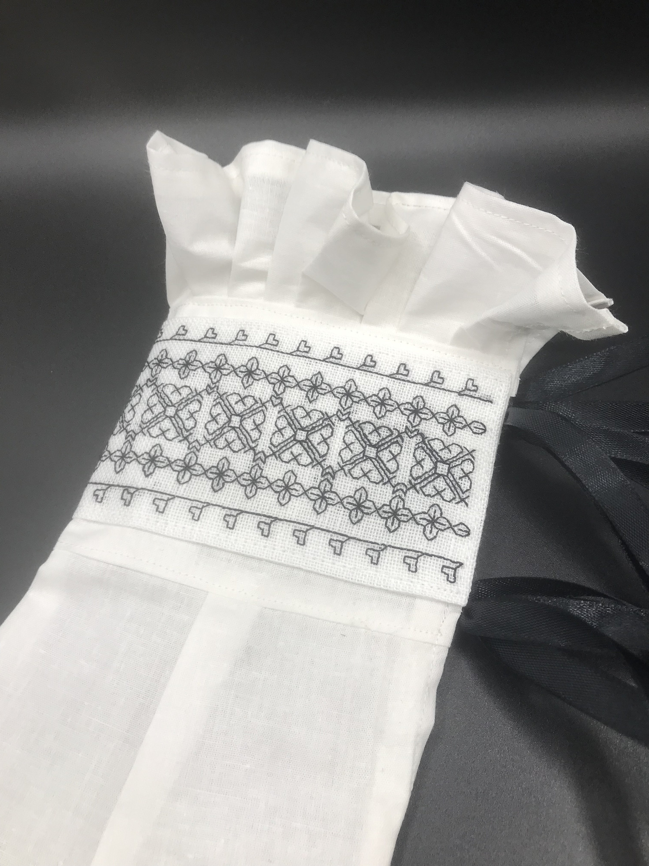 Tudor Valentine - Historical Blackwork Embroidery Pattern - Elizabethan ...