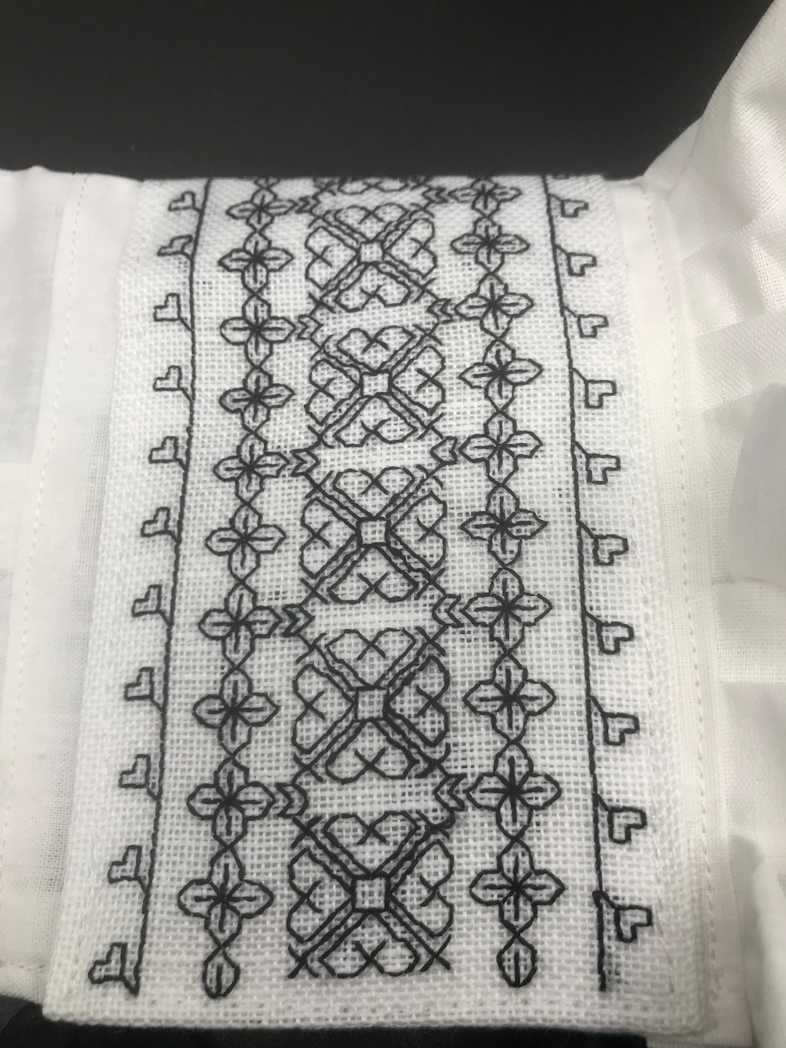 Tudor Valentine - Historical Blackwork Embroidery Pattern - Elizabethan Inspired - Reenactment ...