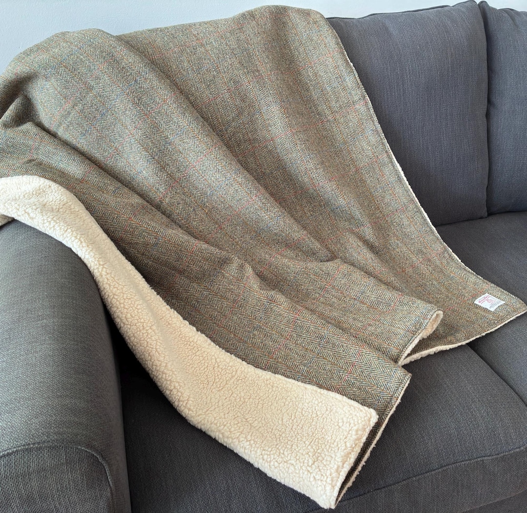 Harris Tweed Green Herringbone Throw Blanket, Sherpa Fleece Lined - Etsy