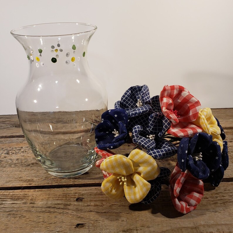 Upcycled Vase With Hand Painted Polka Dot Daisies - Etsy