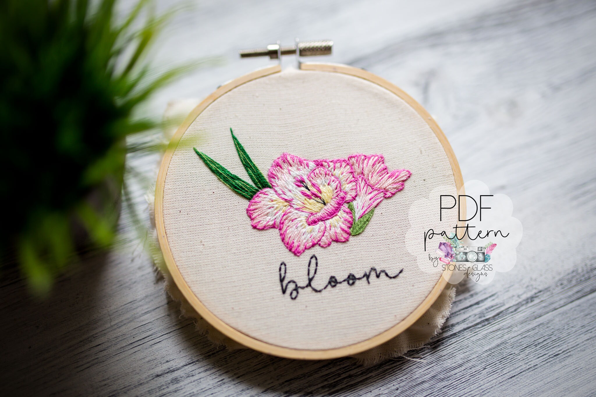 Gladiolus Embroidery Pattern: Modern Floral Design (digital Download ...