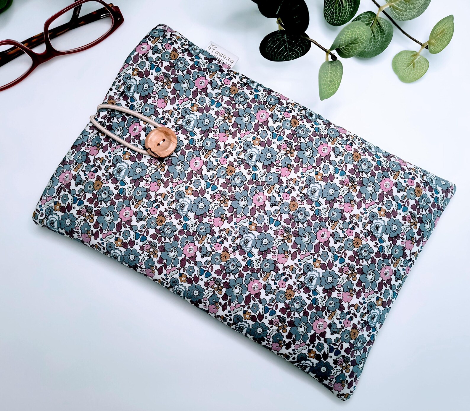 Liberty of London Book Sleeve: Grey Floral Print Reading Cover - Etsy UK