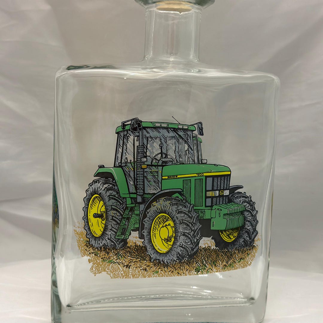 John Deere Tractor Scene Printed on Heavey Base Large Flint Glass 700ml ...