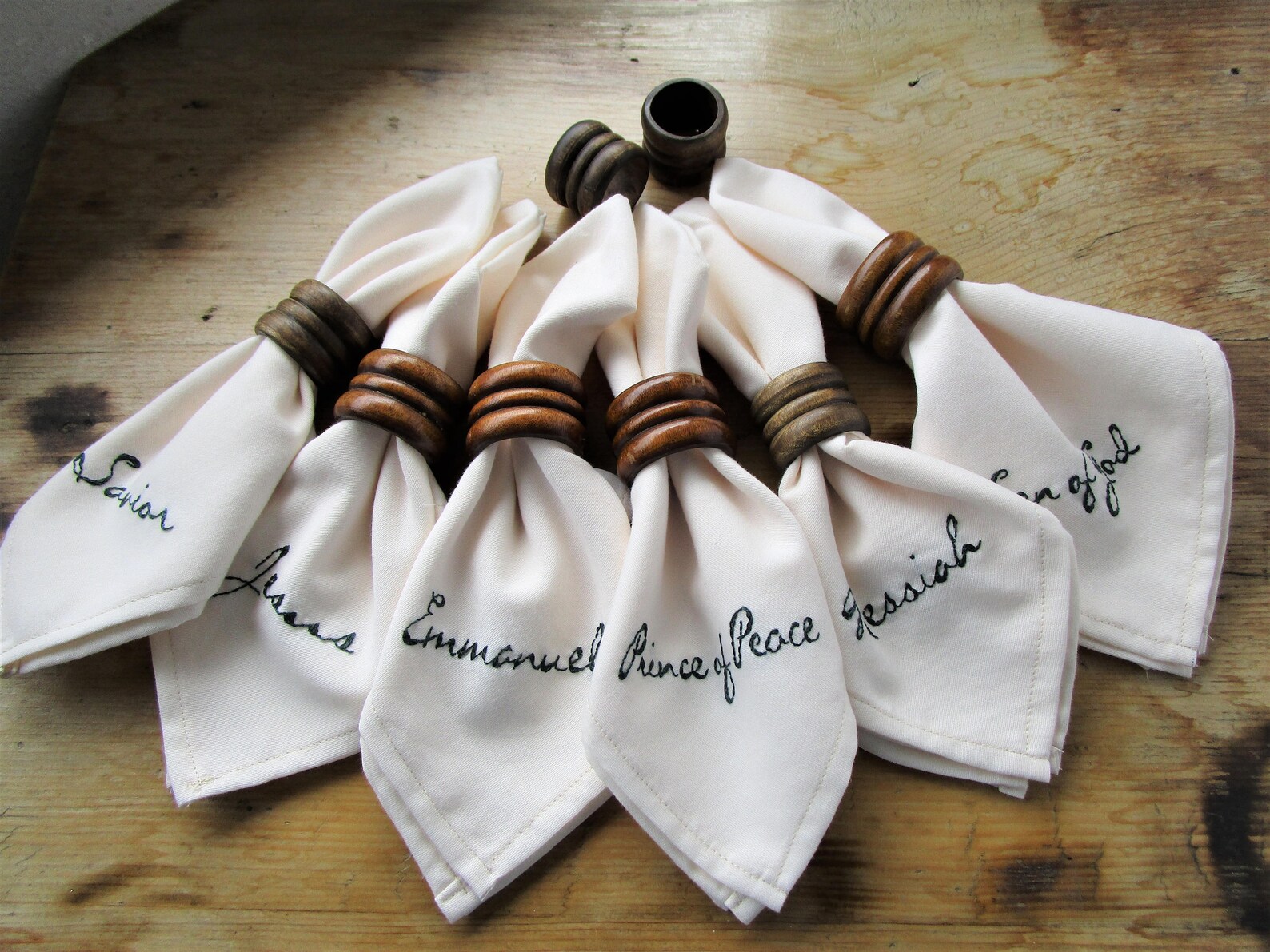 Hand Embroidered Cloth Napkin Set -names of Jesus in Pine Green - Etsy