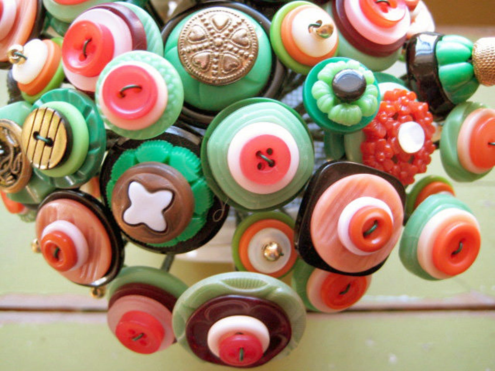 Vintage Button Bouquet: "bella" - Etsy