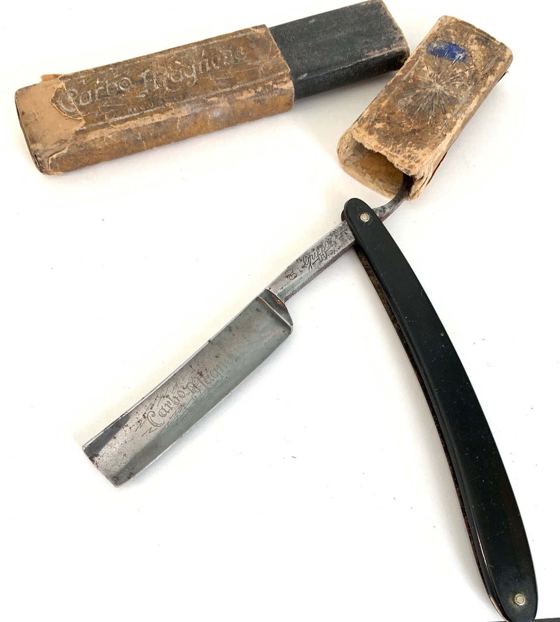 Vintage Griffin Carbo Magnetic Straight Razor - Etsy