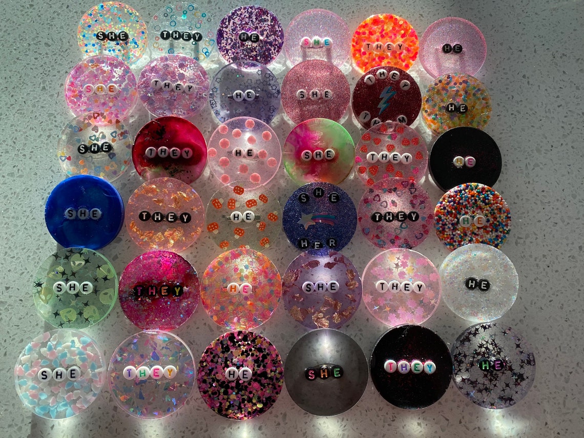 Custom Pronoun Pins - Etsy