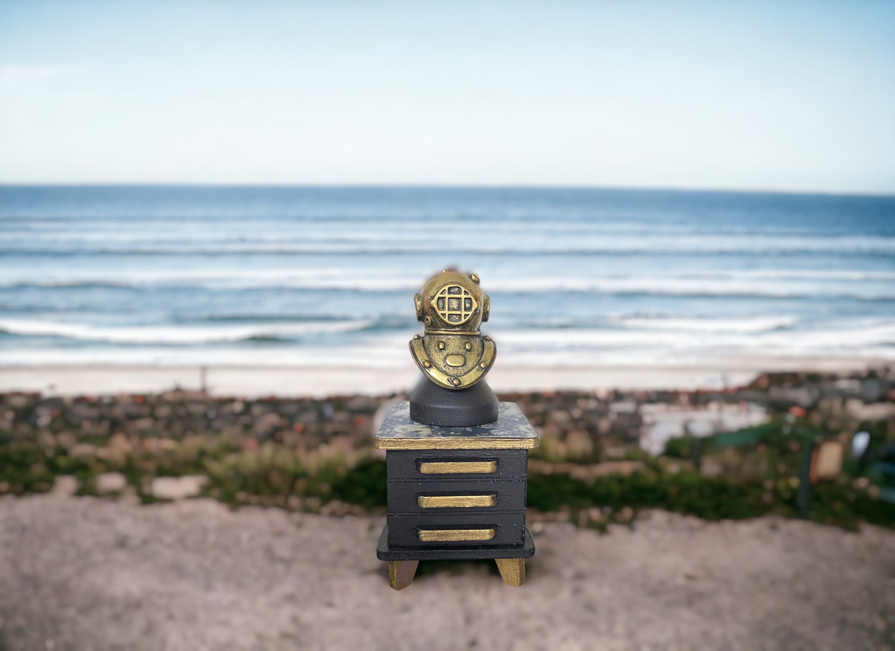 Deep Sea Diver Headgear Statue Home Decor, Diorama, Underwater Nautical ...