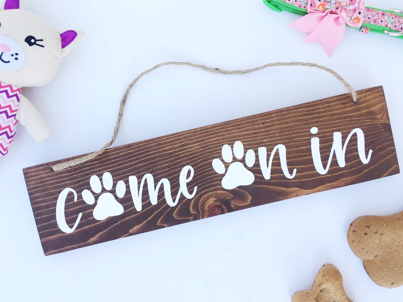 Handmade Welcome Sign // Paw Print Sign // Animal Lover Gift | Etsy