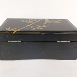 Black Lacquered Music Box With a Bamboo Leaves Design Made in Japan ...
