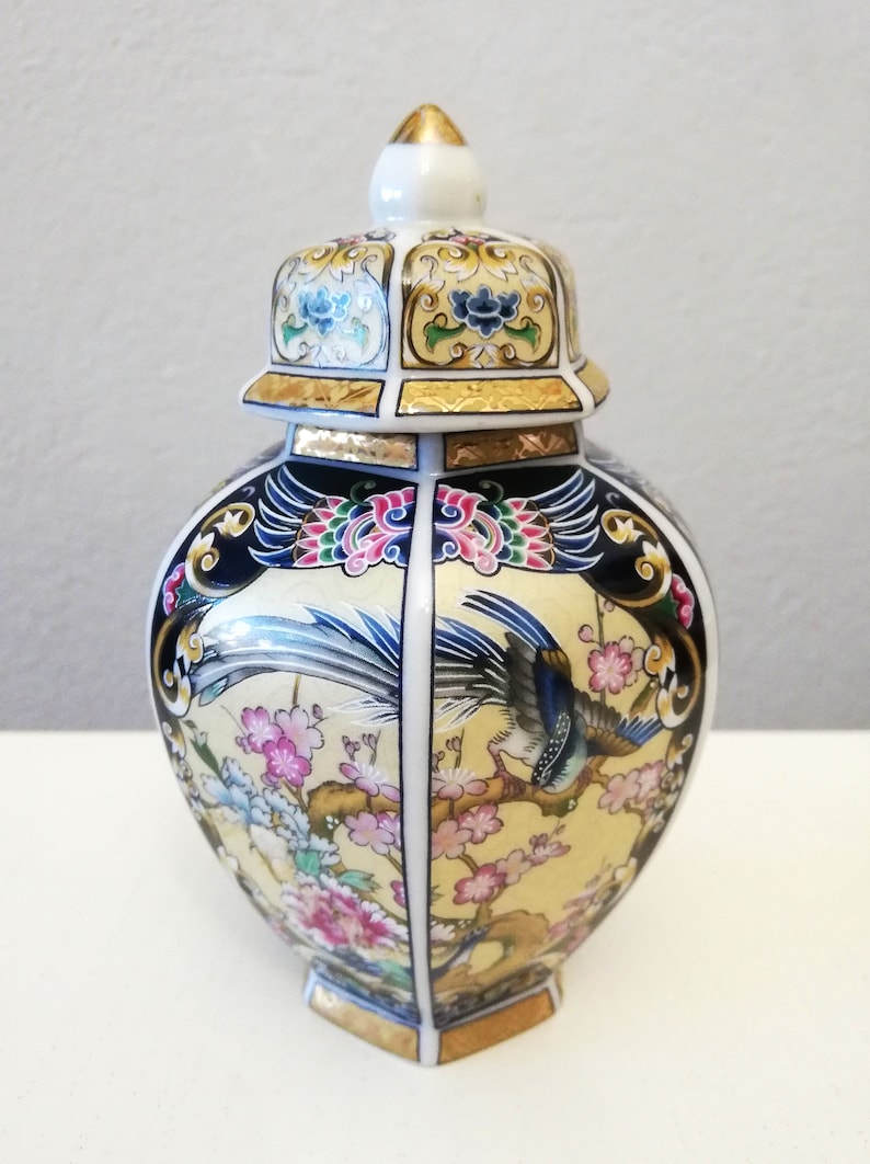 Japanese Black and Gold Porcelain Vase With Flowers and Birds - Etsy