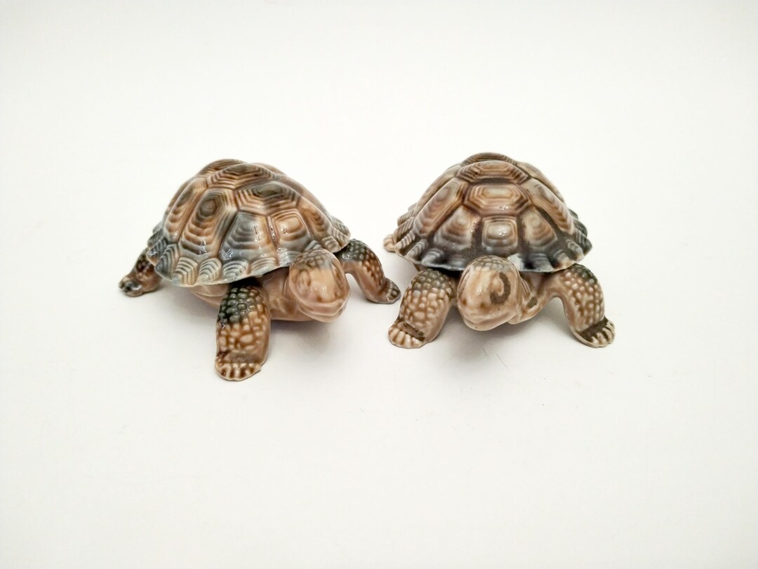Wade Porcelain Tortoises Circa 1970 Set of Two Collectable Porcelain ...