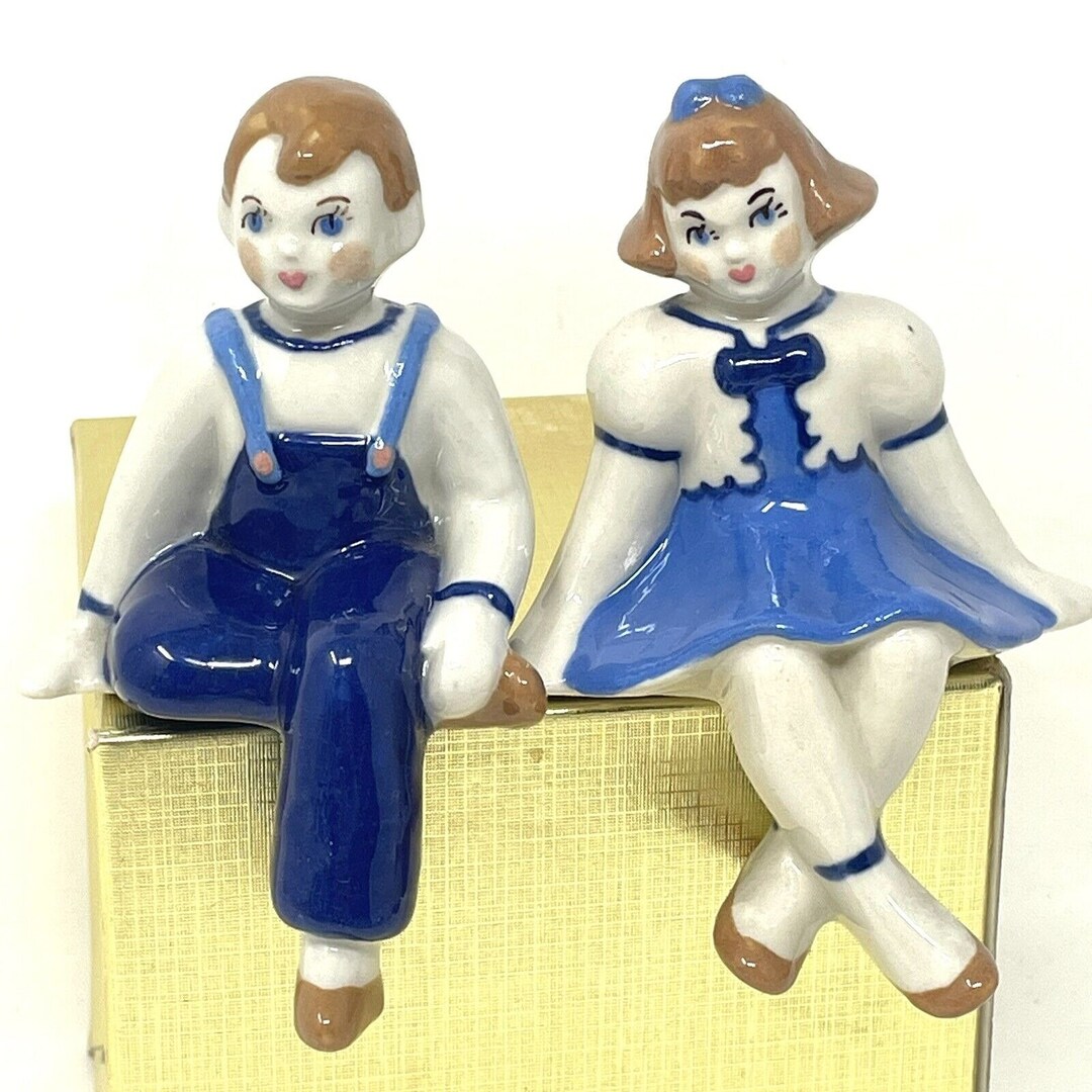 Child Shelf Sitters Couple Boy & Girl 50s Vintage Ceramic Figurines ...