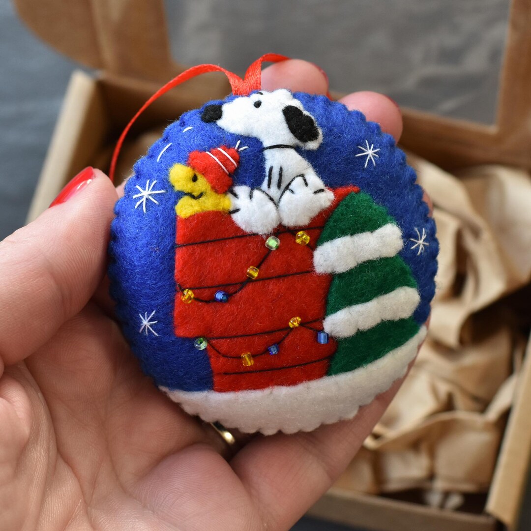 Snoopy, Christmas Ornament, Christmas Felt Ornaments, Snoopy, Charlie ...