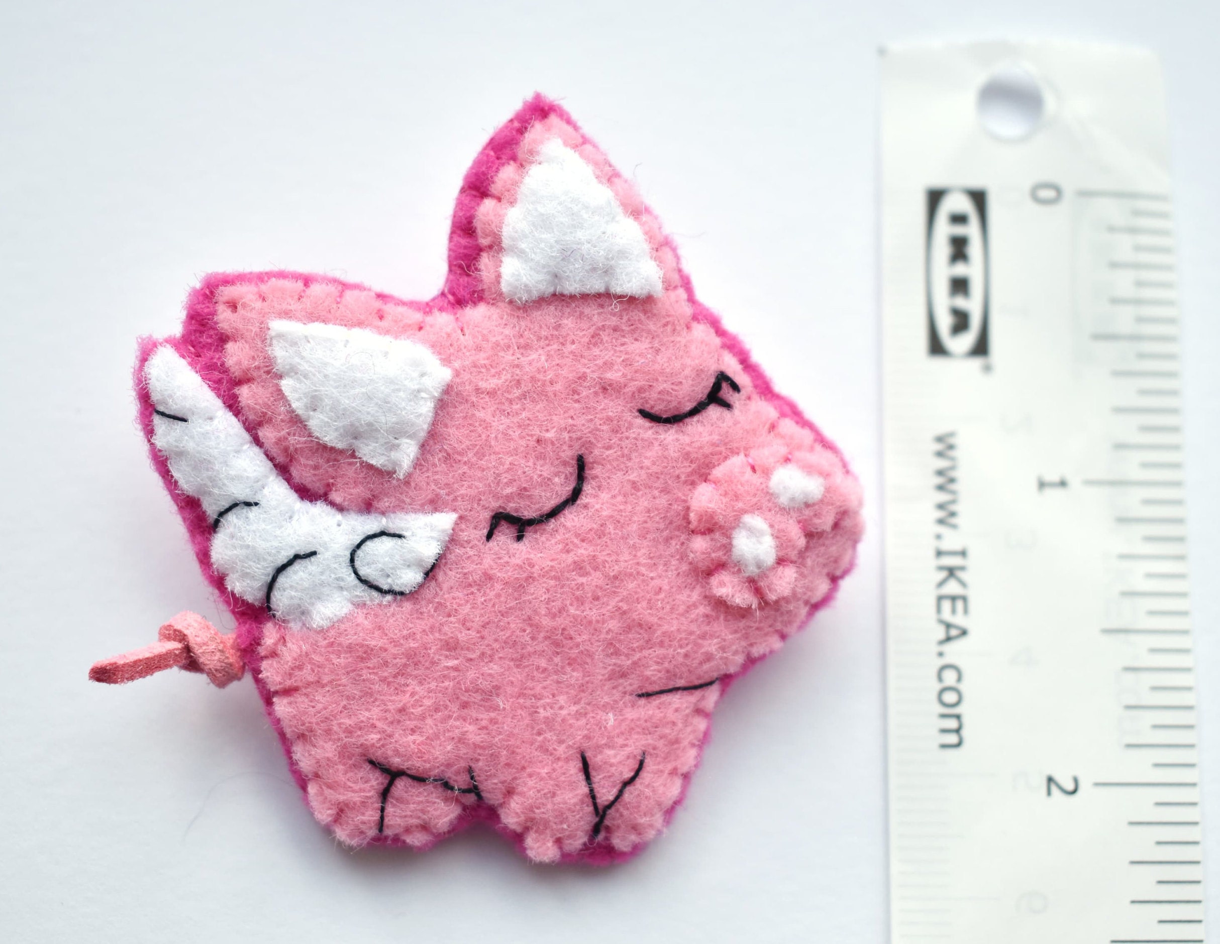 Felt Flying Pig Brooch, Handmade Pink Animal Pin - Etsy