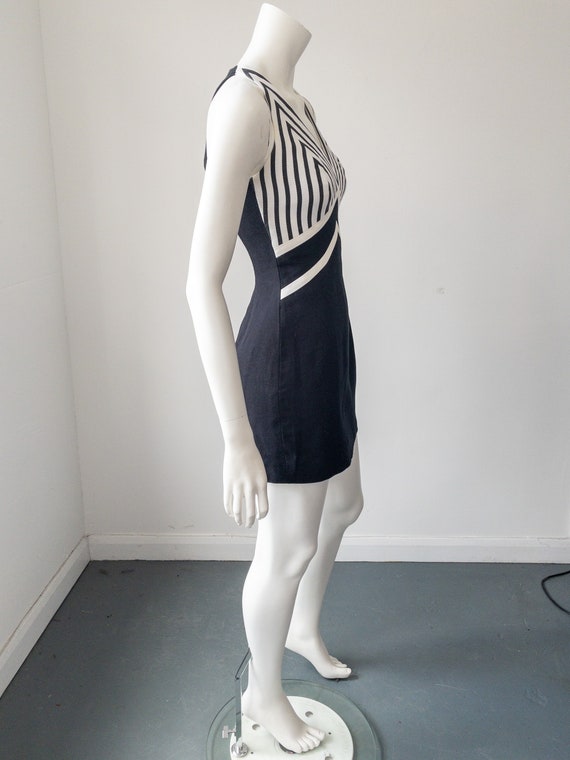 Vintage Op Art Bodycon Dress, Black and White, V-Neck… - Gem