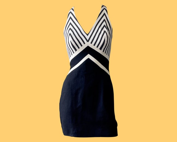 Vintage Op Art Bodycon Dress, Black and White, V-Neck… - Gem
