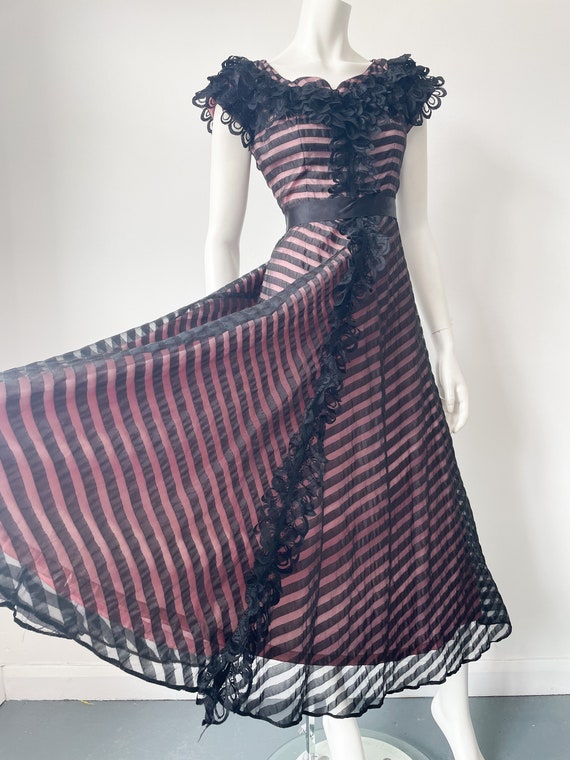 Vintage Susan Small Prom Dress, Black and Pink Lace, … - Gem