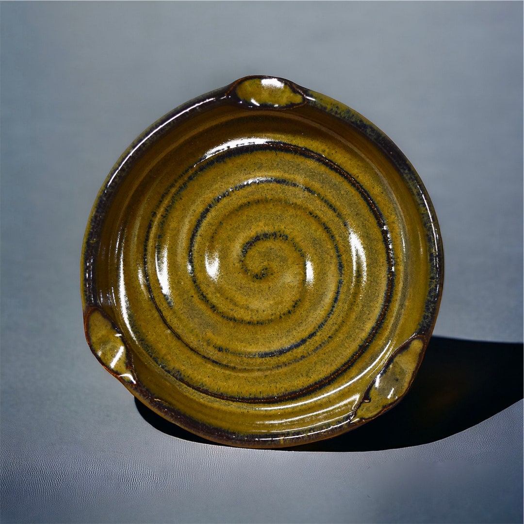 Ceramic Ashtray and Cigar Holder Handmade Ashtray With Spiral Smoking ...