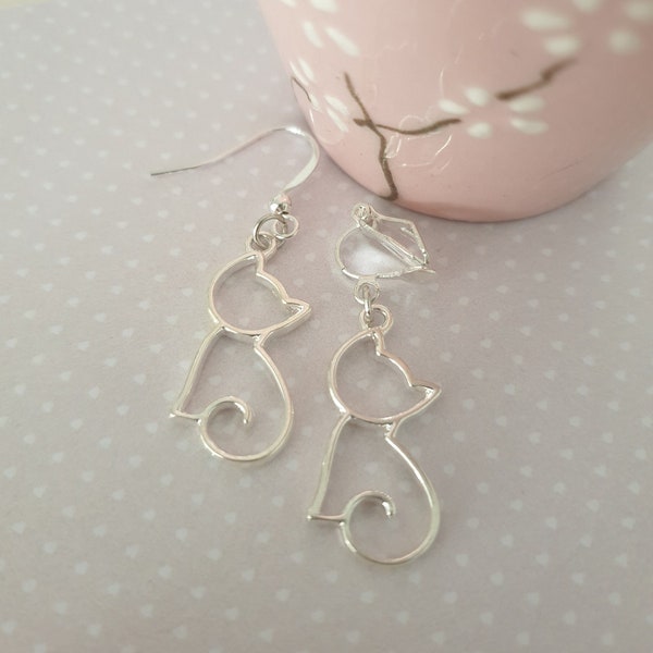Cat Earrings - Etsy