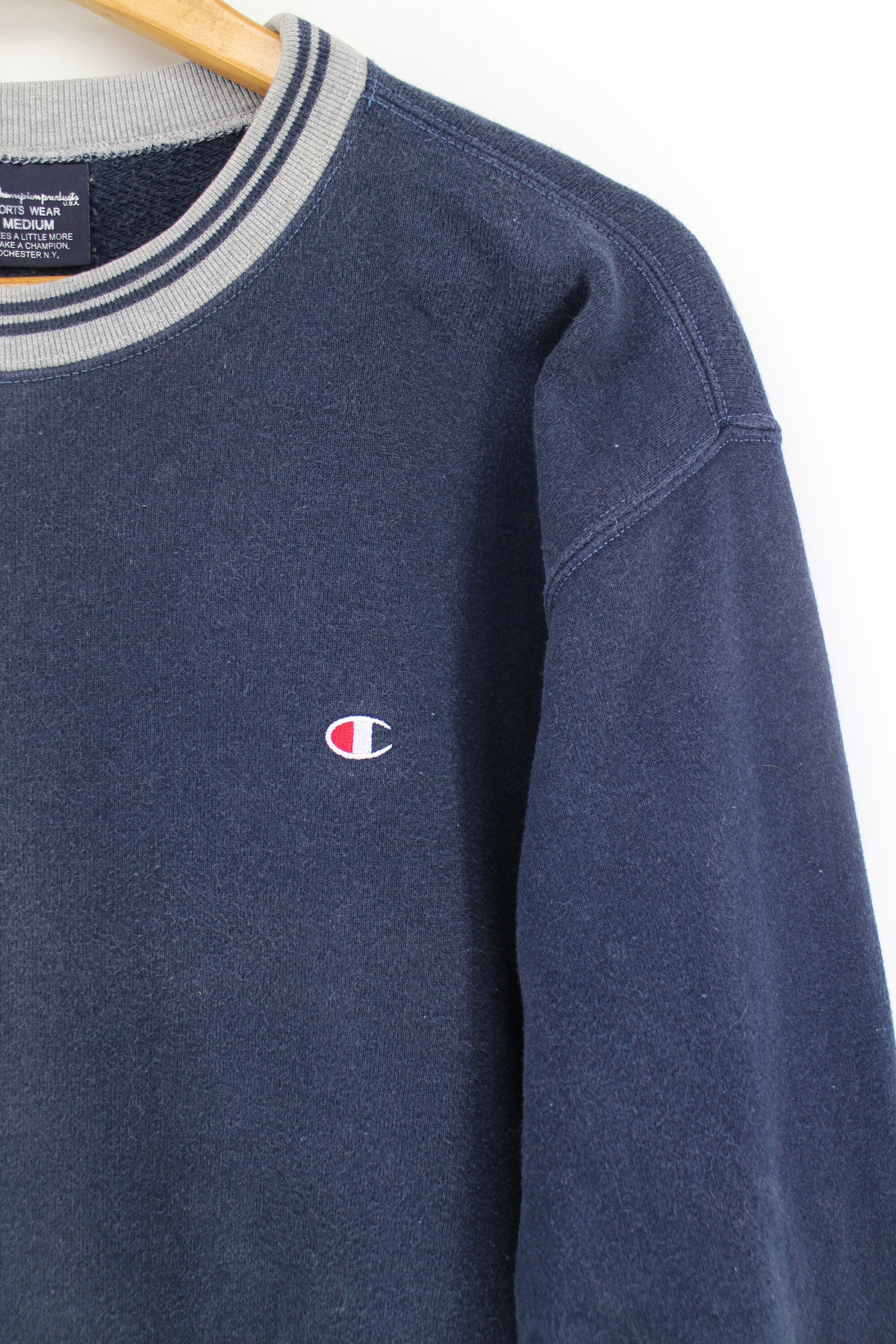 CHAMPION Crewneck Jumper Unisex Medium Champion Authentic - Etsy