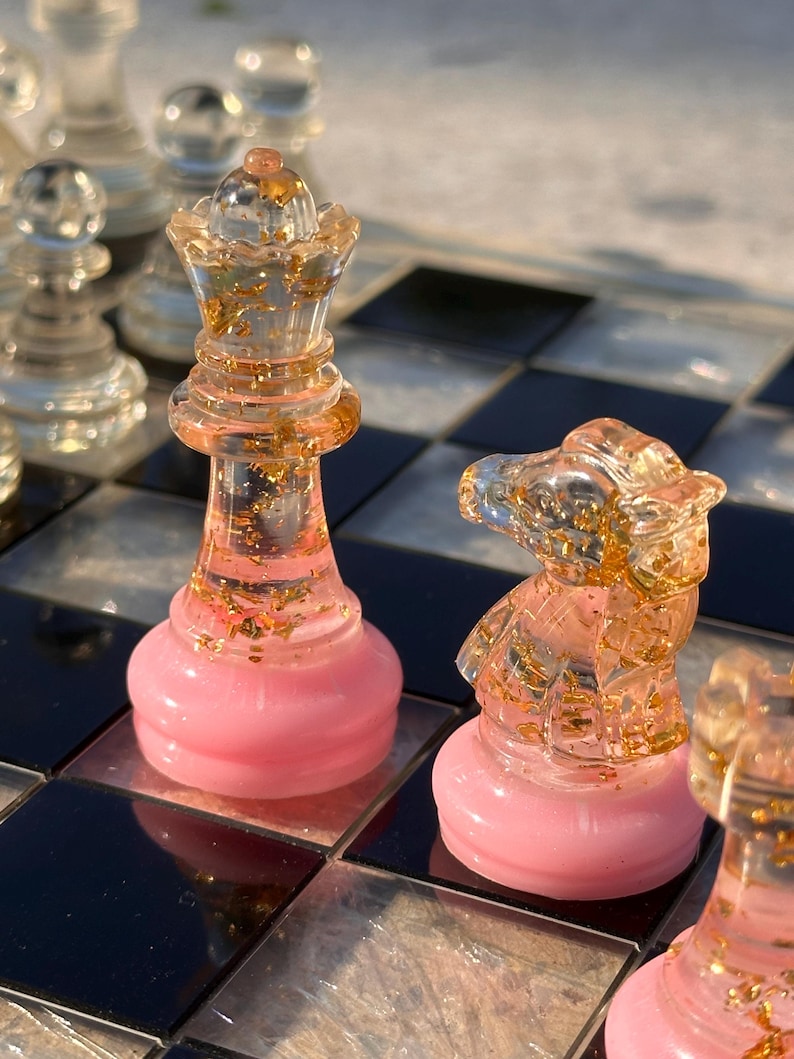 Resin Chess Sets With Board, Chess Set With Unique Chess Pieces, Chess ...