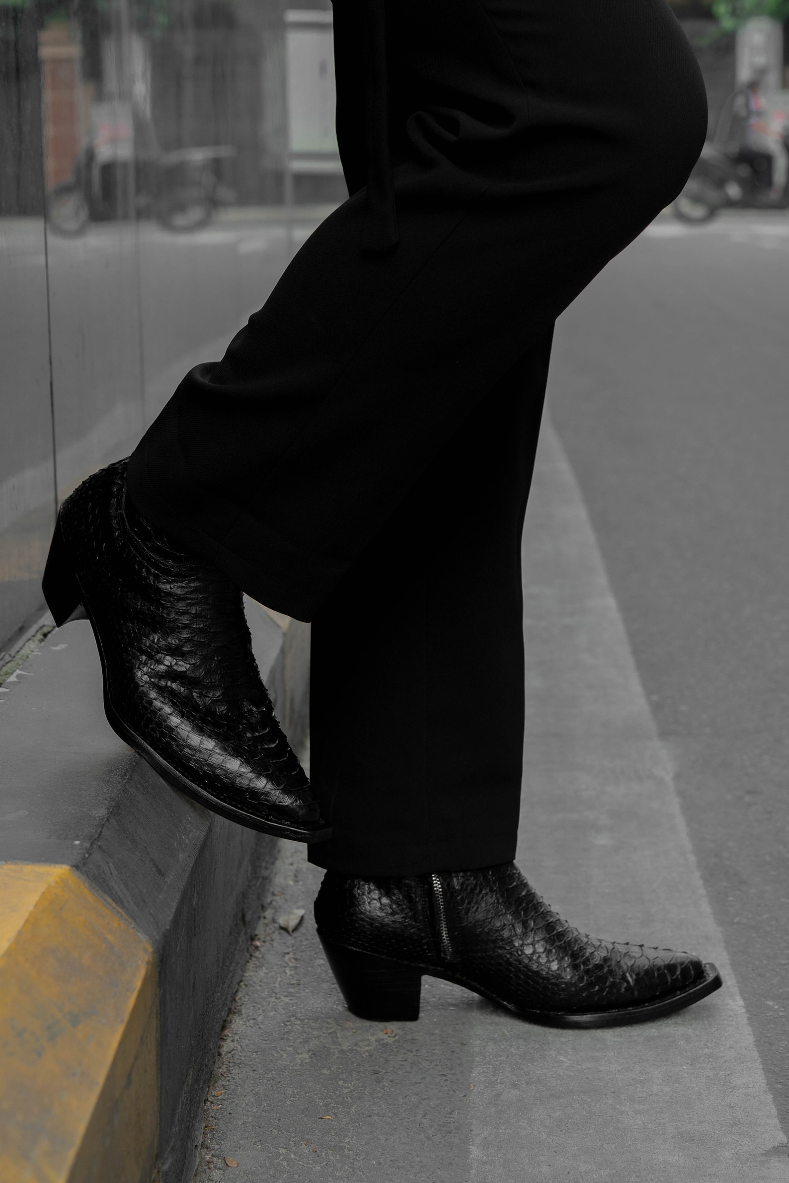 Handmade Men's Black Python Leather Santiago Lukas Boots Cuban Heel Grounding Shoe Man ...