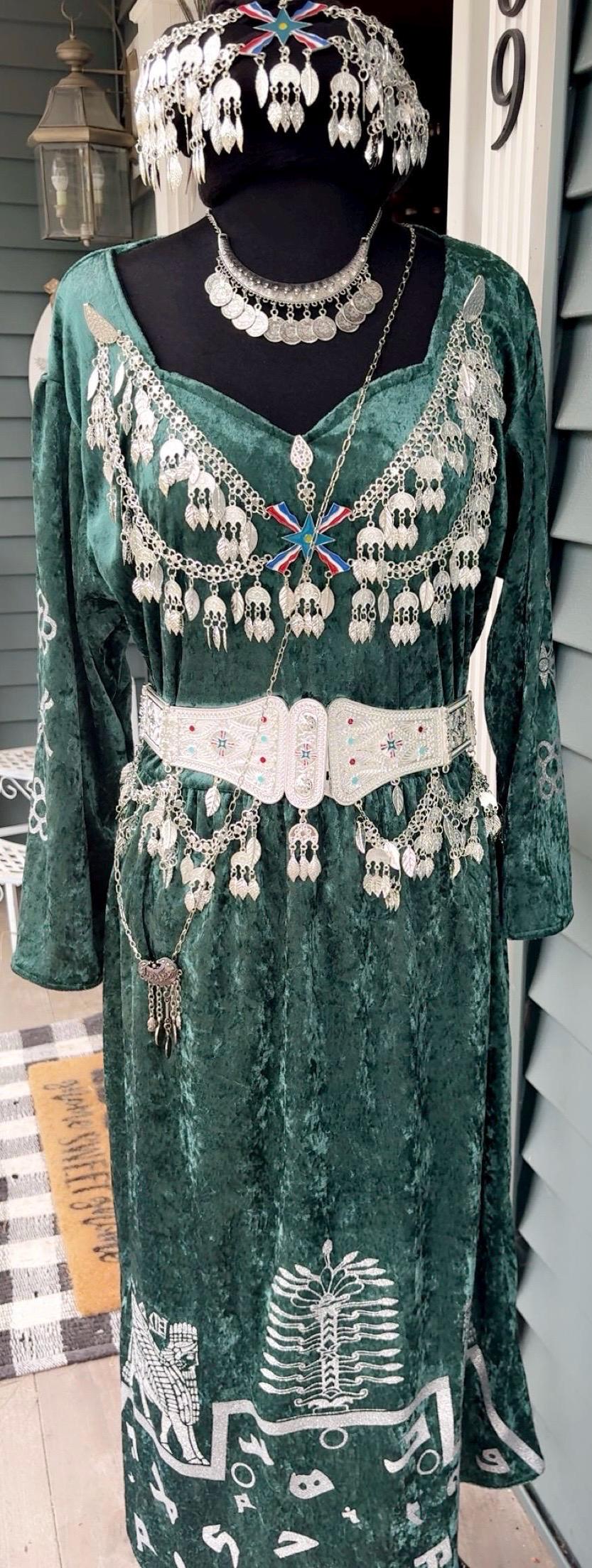 8 Piece Khomala Women’s Clothing. Medium/large Green Dress, With ...