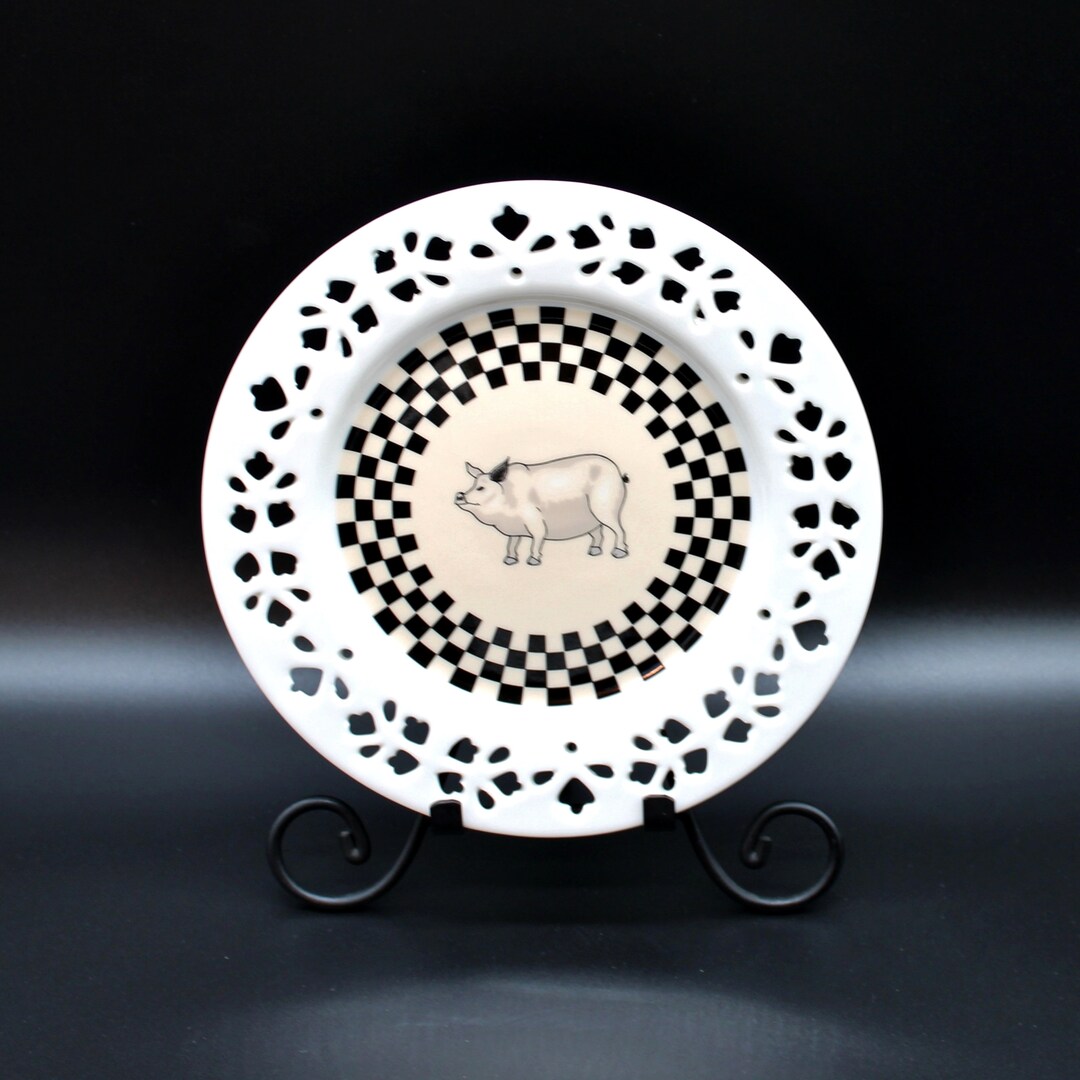 Vintage Ceramic Pig Plate With Iron Easel: Farmhouse Kitchen Decor - Etsy
