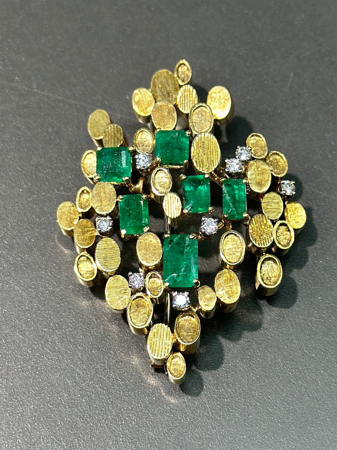 Vintage H. Stern 18K Gold Modernist Emerald and Diamond Brooch - Etsy