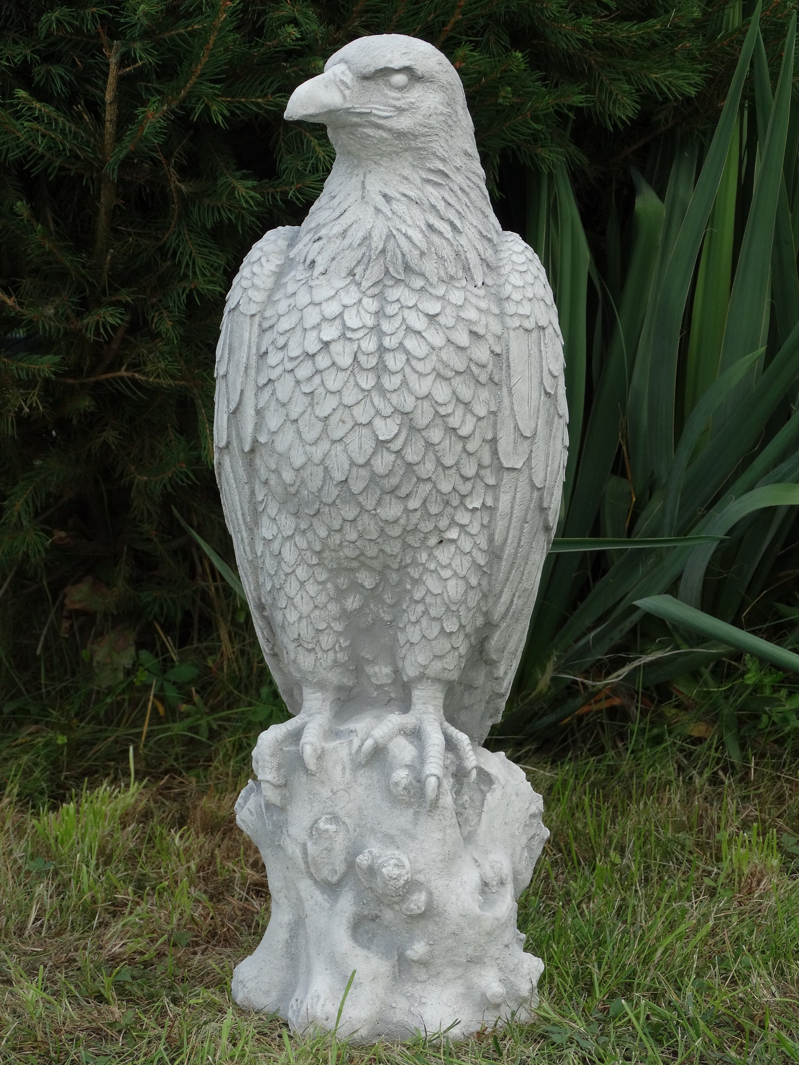 Large Eagle Statue Stone Eagle Garden Sculpture Bird Figurine Standing ...