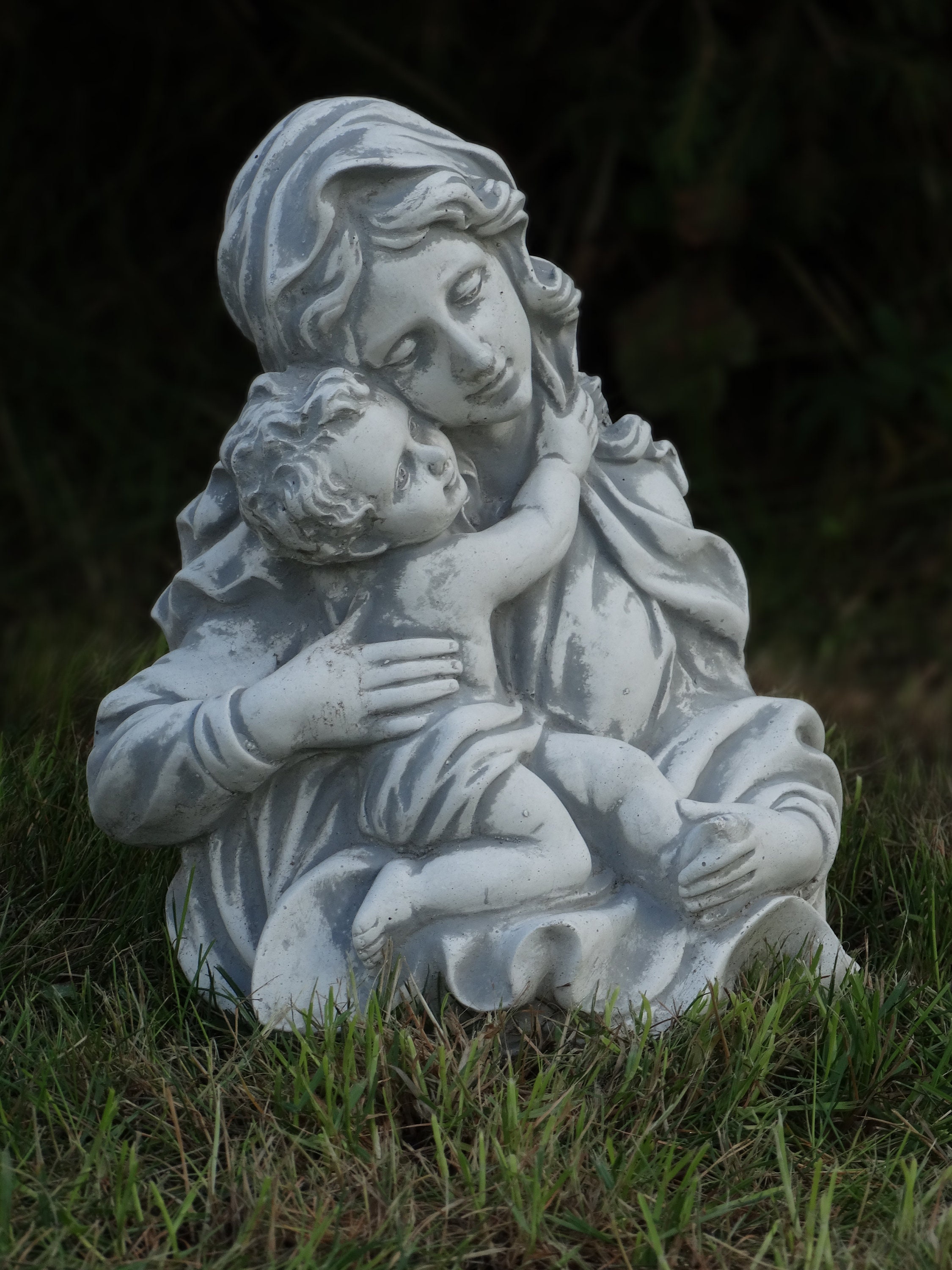 Mother of God With Jesus Stone Baby Jesus Statue Religious Home Decor ...