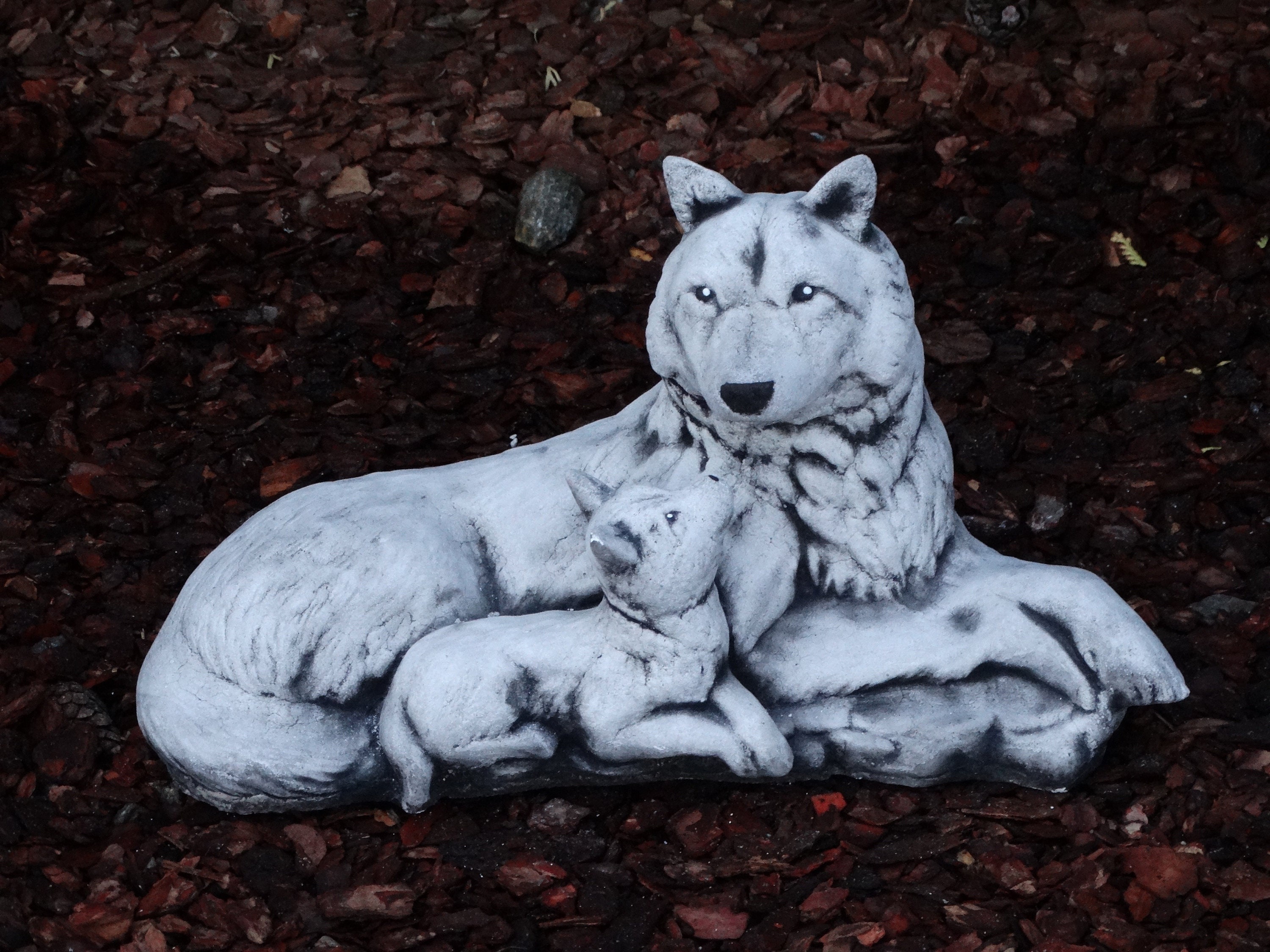 Outdoor Wolf Statue for Yard Art Concrete Sitting Wolf Mom and Child ...