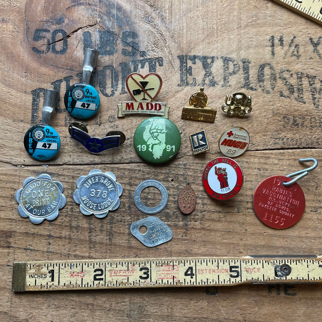 16 Piece, Badges, Pencil Toppers, Pins and Token Lot - Etsy