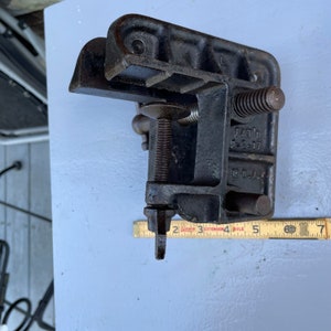 Vintage 5 1/2 Vise Bench Clamp Champion Geneva Oh USA in Working ...