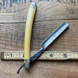 Vintage FA Clauberg"s Tonsorial Gem JW Gentry Terre Haute IND German ...