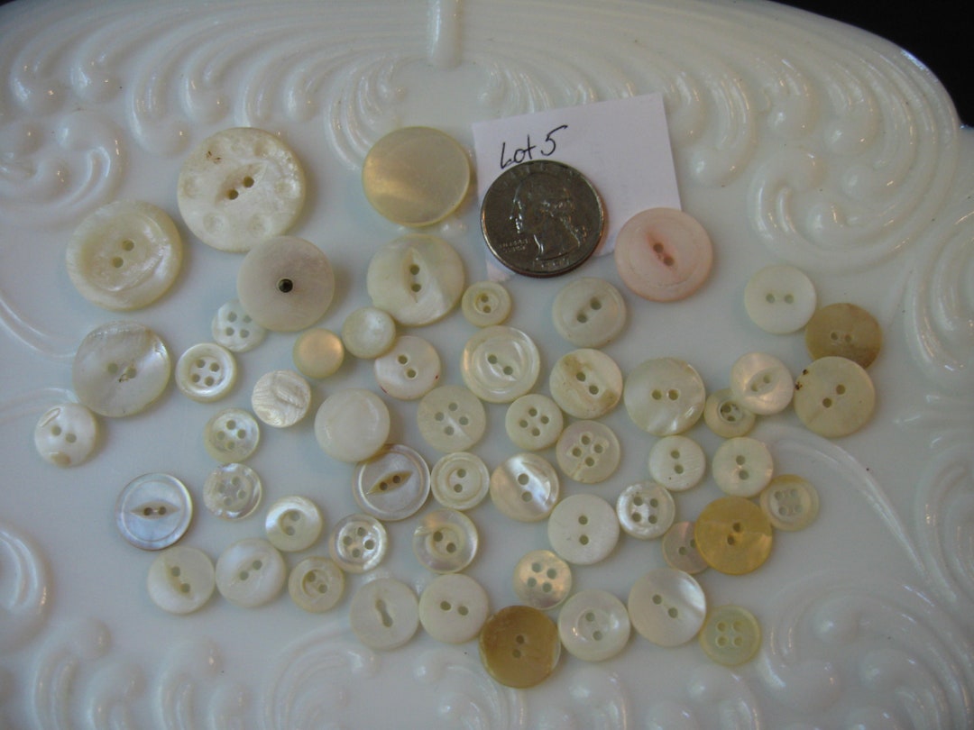 Vintage Mother of Pearl Buttons, Shell Buttons, Crafting Supplies, Lot ...