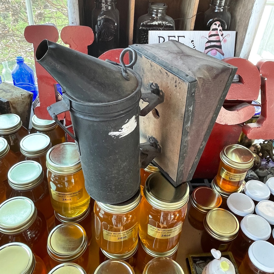 Vintage Bee Smoker Bingham Woodman Steel Construction Bellows ...